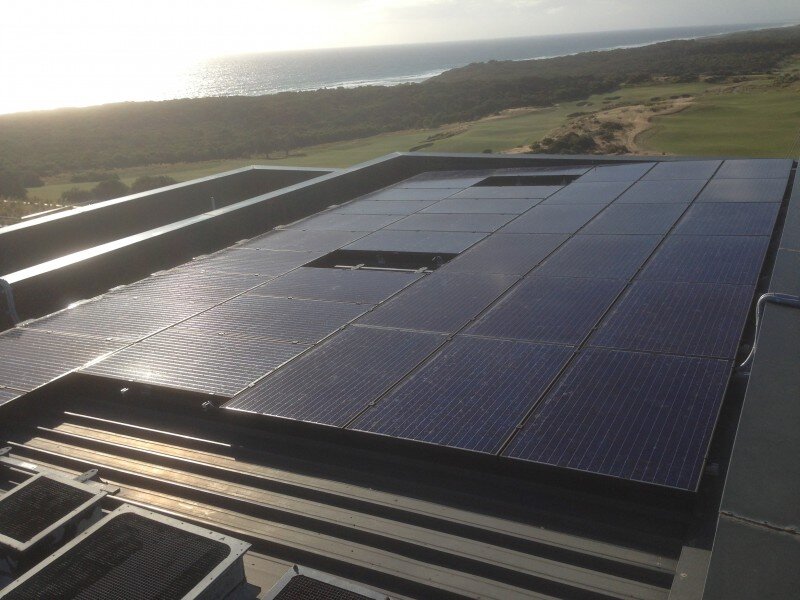 Solar Choice delivers aesthetic 100kW solar system for National Golf ...